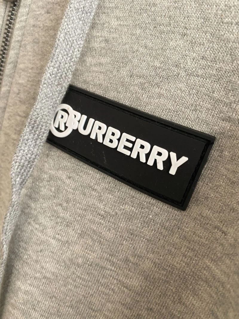 Bargain Burberry Outwear