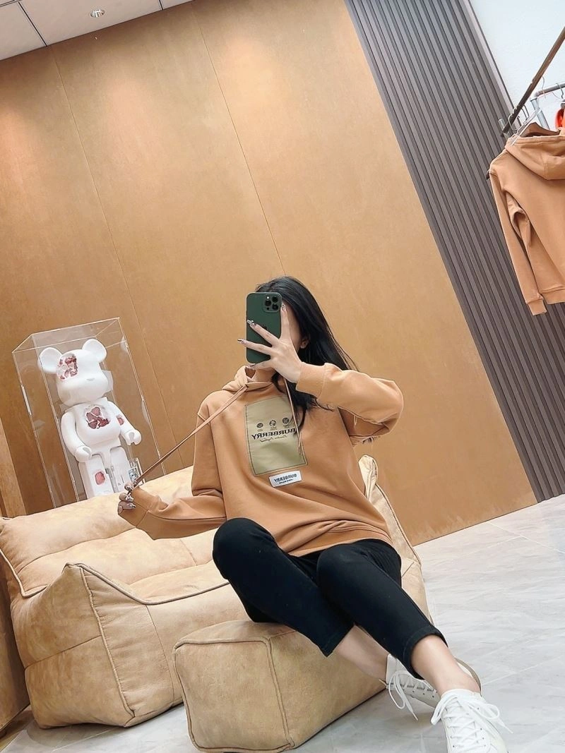 Inexpensive Burberry Outwear