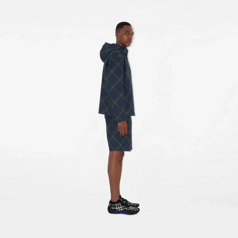 Reasonably priced Burberry Outwear
