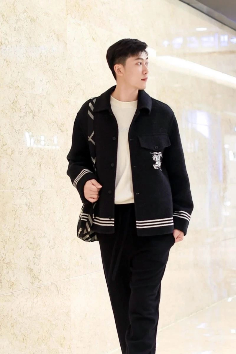 Top match Burberry Outwear