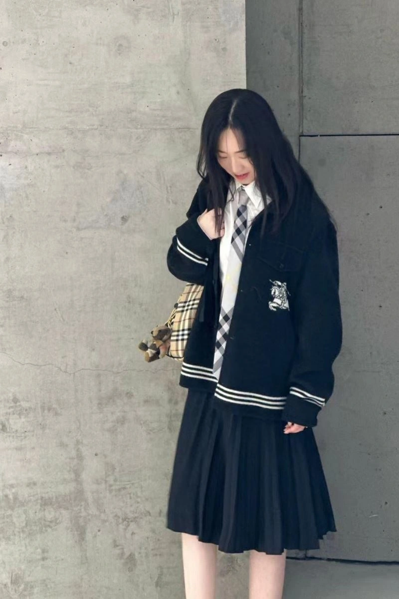 Top match Burberry Outwear