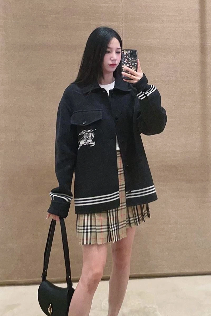 Top match Burberry Outwear