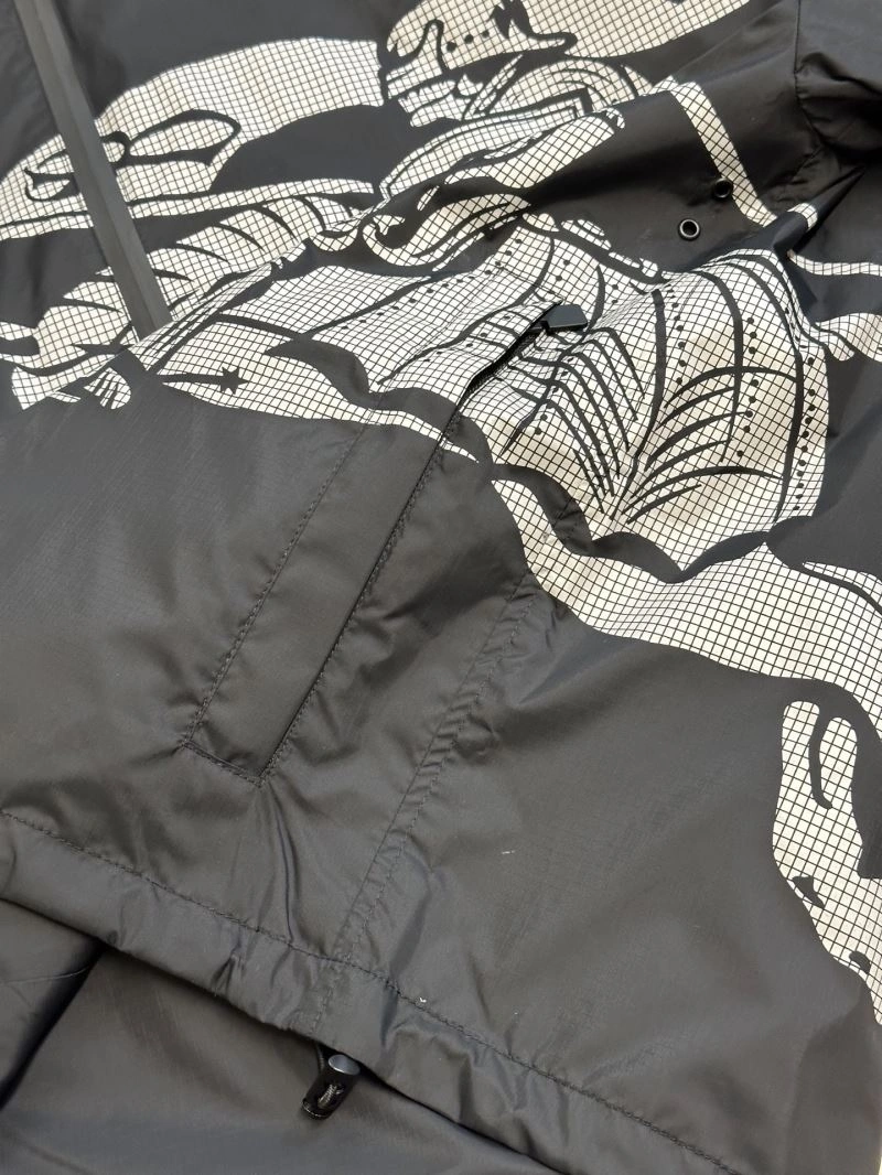 Top mirror Burberry Outwear