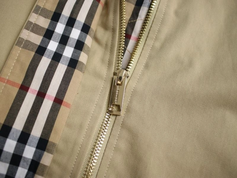 Precise copy Burberry Outwear