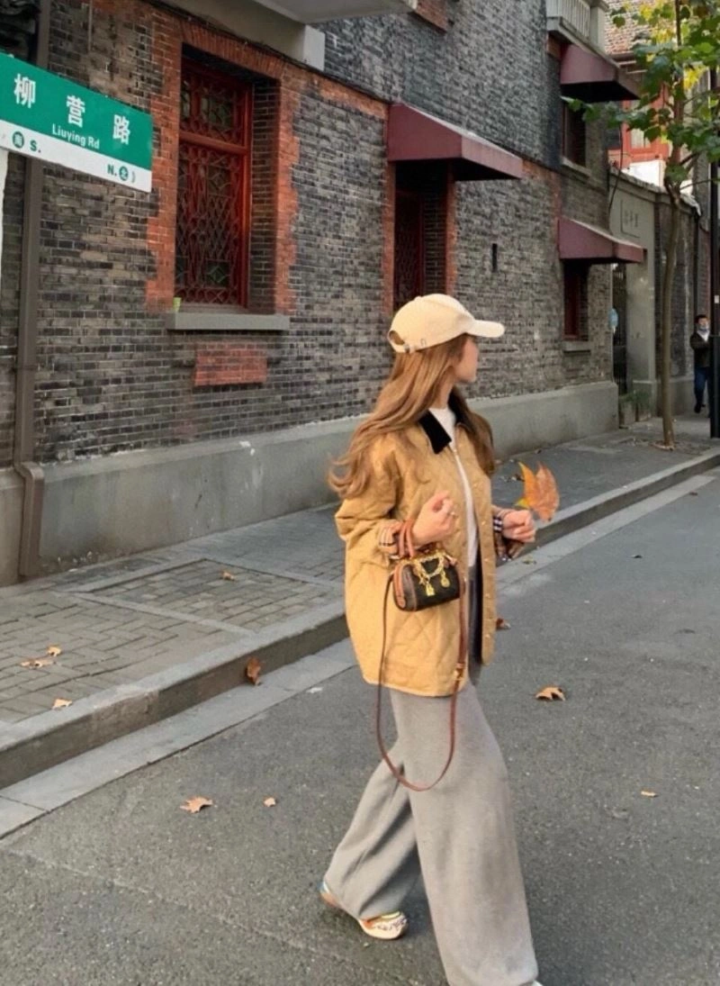 High fidelity Burberry Outwear