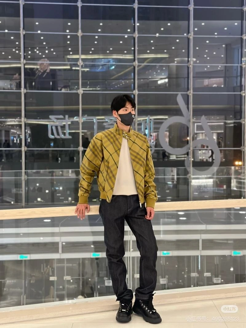 Mirror quality Burberry Outwear