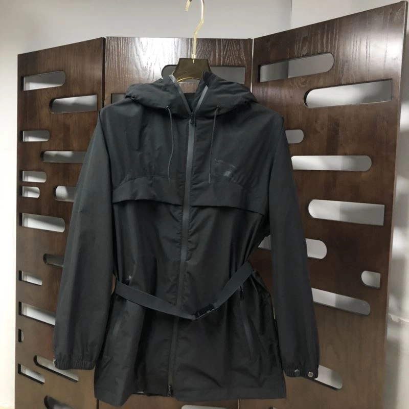 Bargain Burberry Outwear