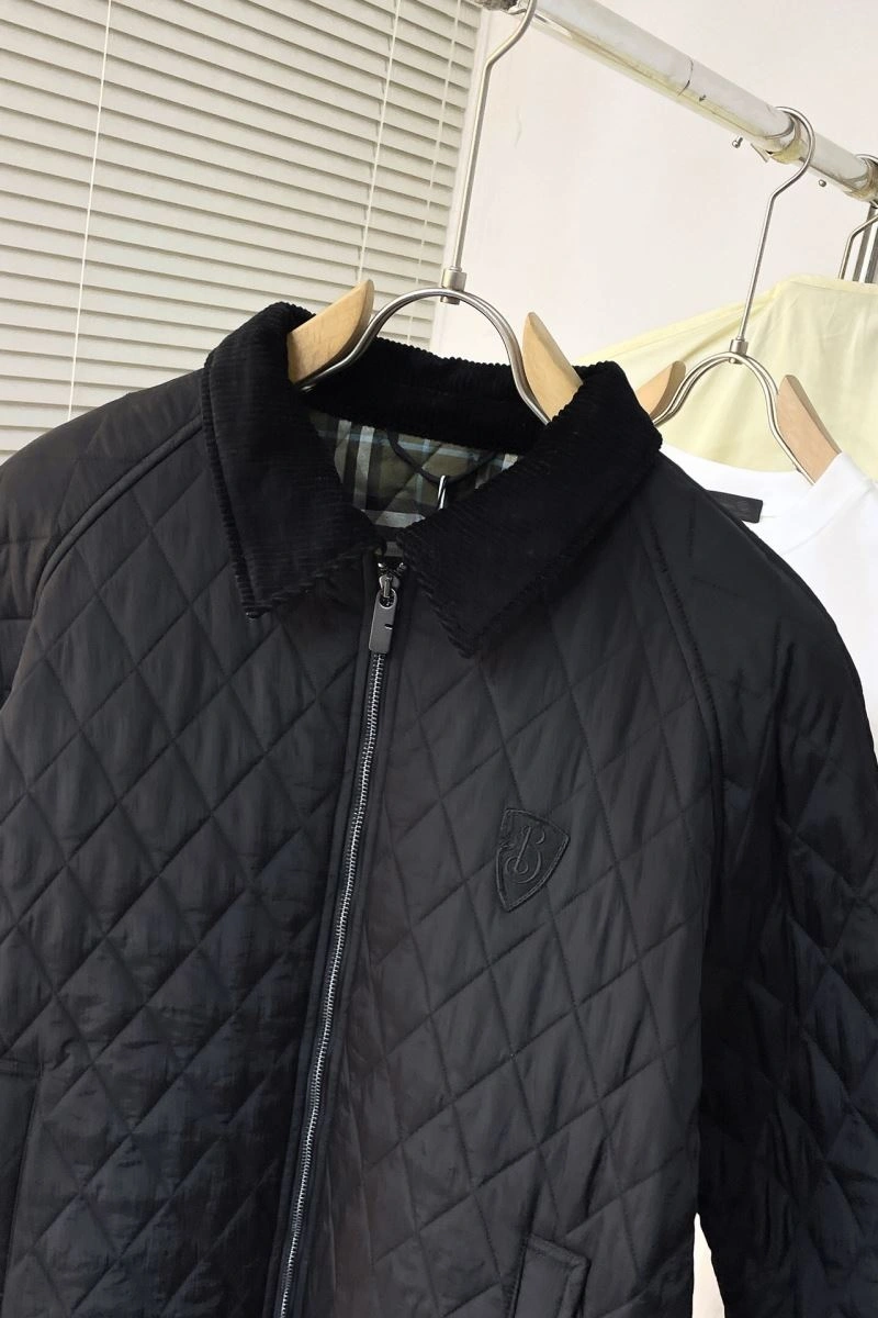 Economical Burberry Outwear