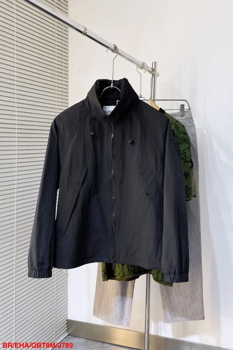 Discounted Burberry Outwear