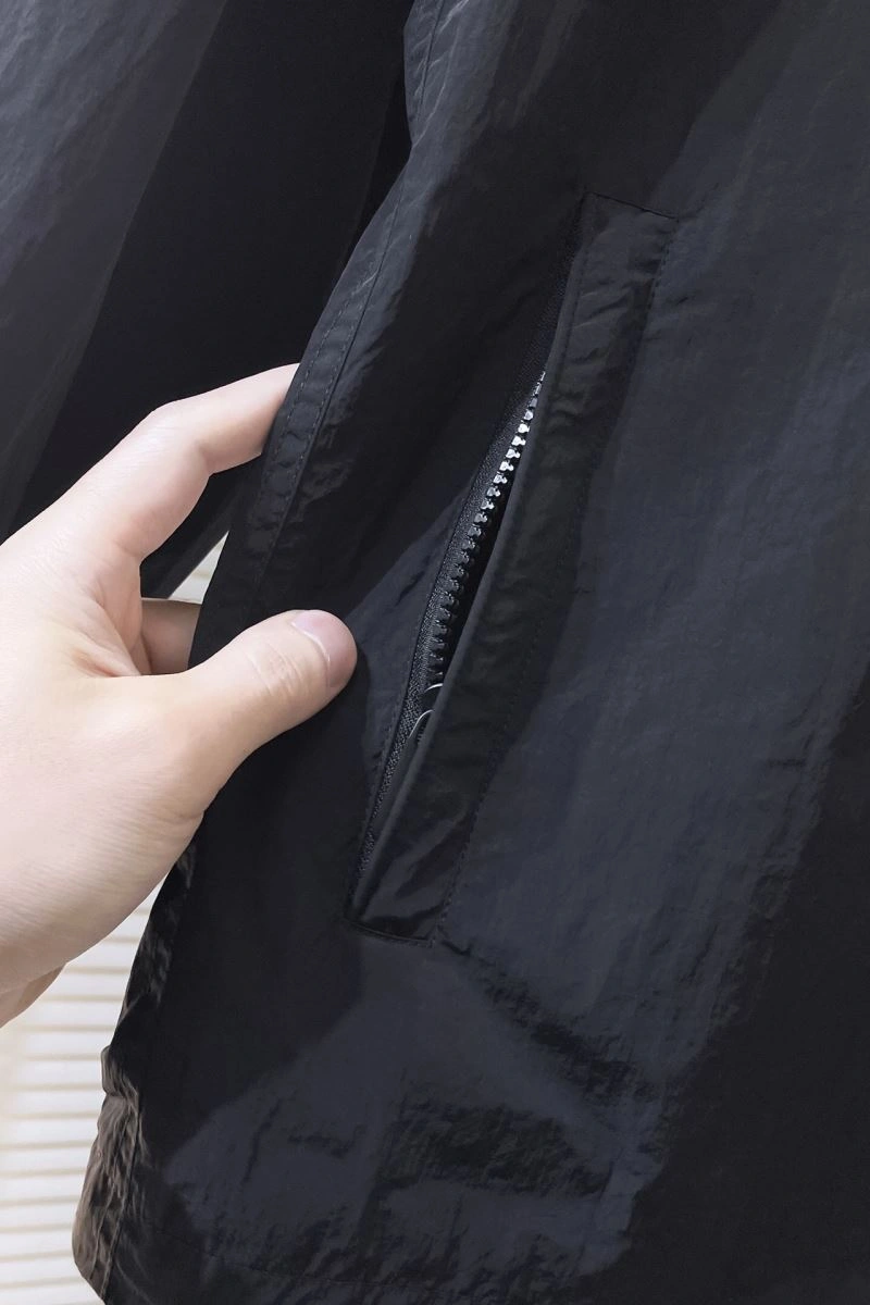 Economical Burberry Outwear