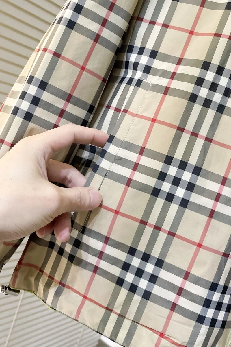 Economical Burberry Outwear