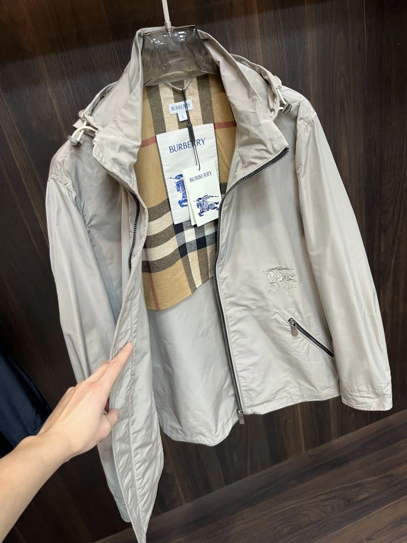 Mirror quality Burberry Outwear