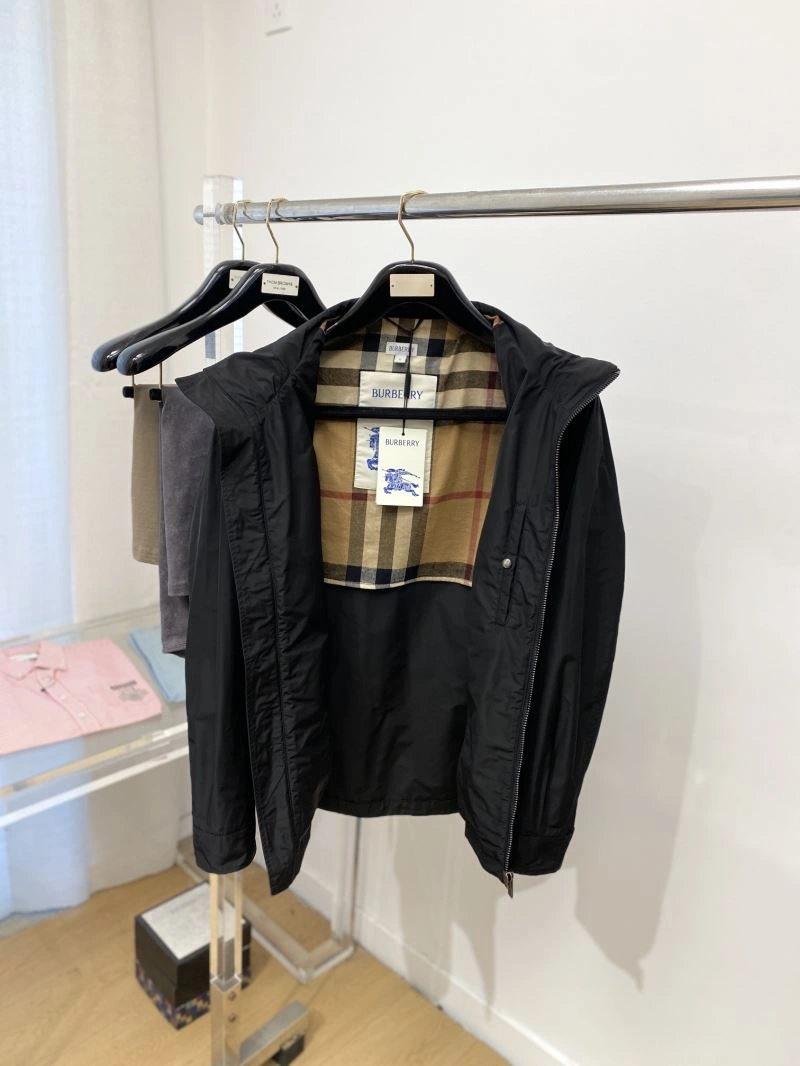 Legit Burberry Outwear