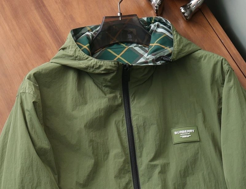High accuracy Burberry Outwear