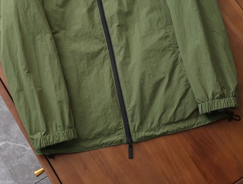 High accuracy Burberry Outwear