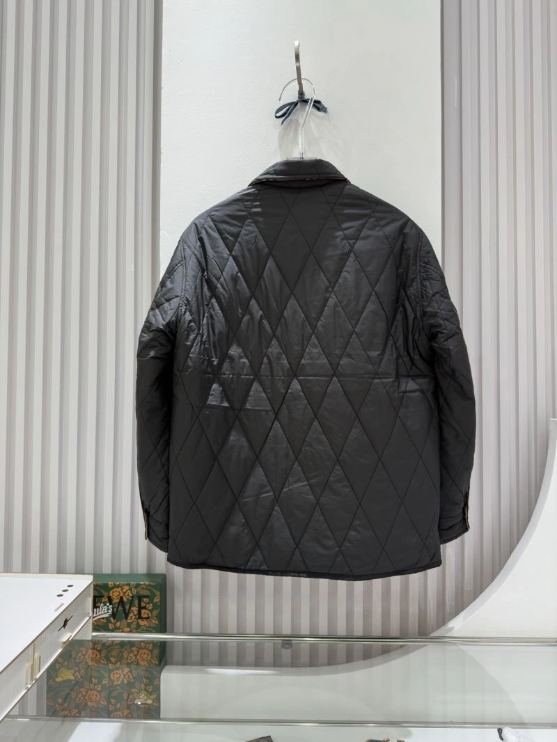 Low-cost Burberry Outwear
