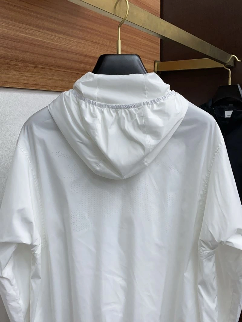 Accurate model Burberry Outwear
