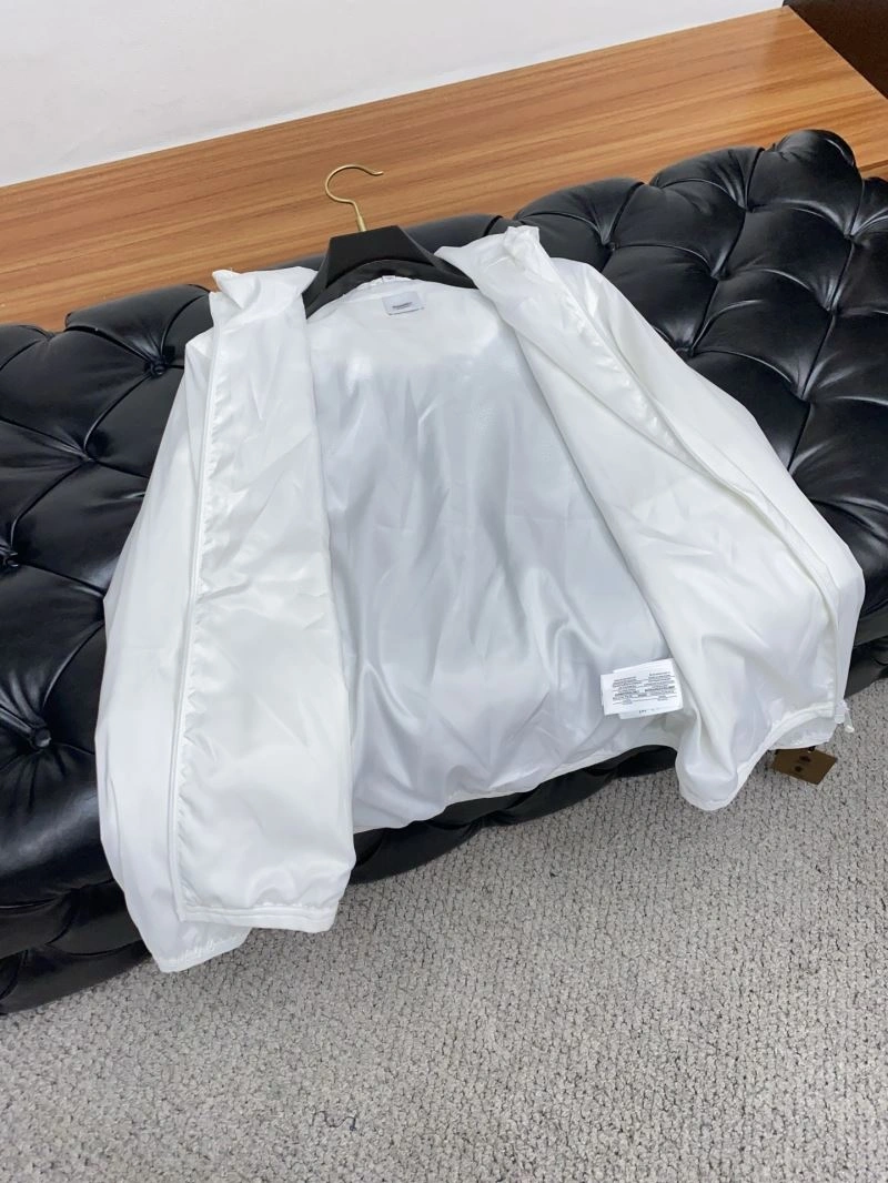 Accurate model Burberry Outwear