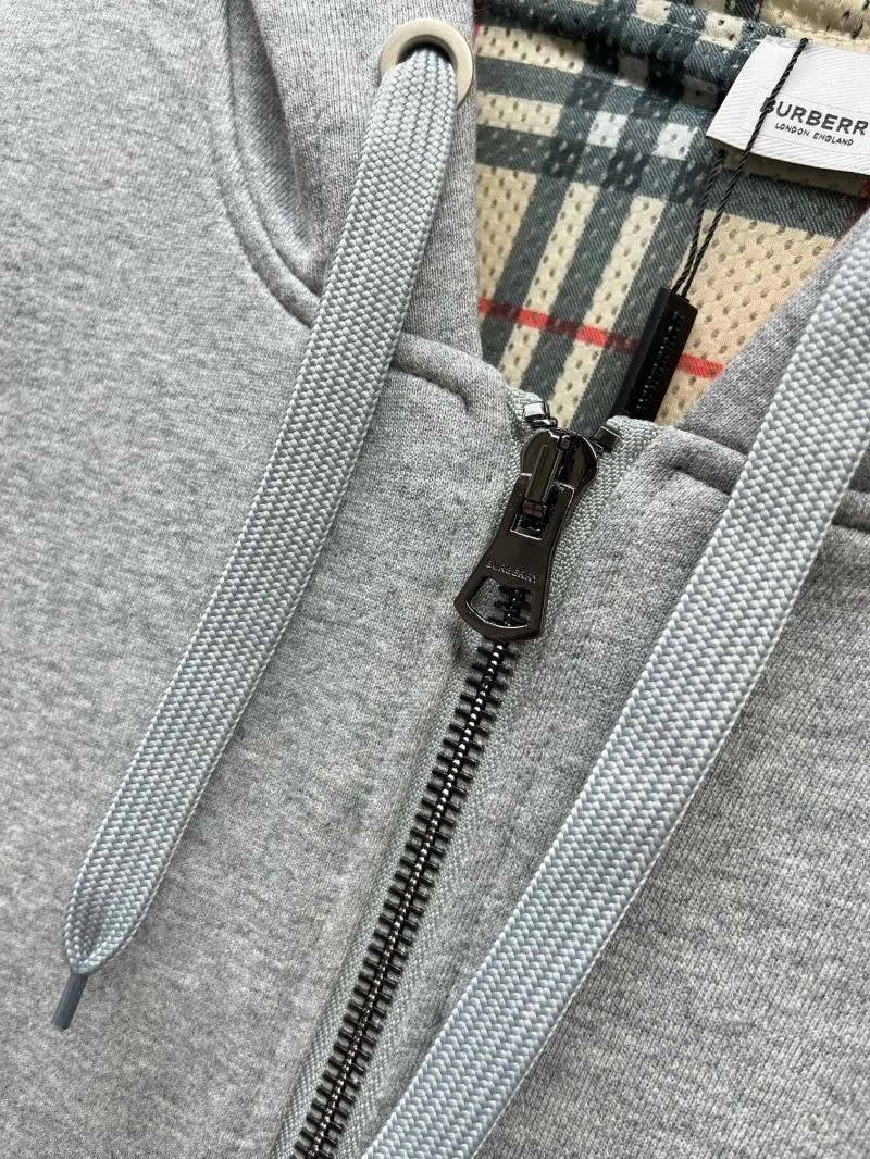Bargain Burberry Outwear