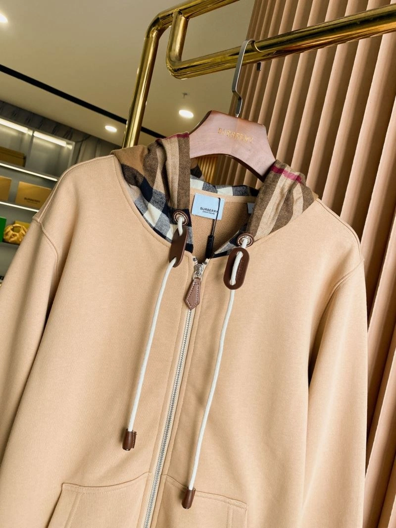 Bargain Burberry Outwear