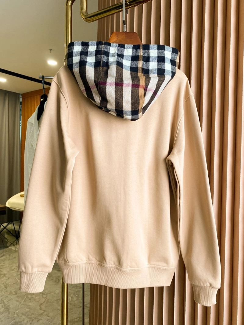 Bargain Burberry Outwear