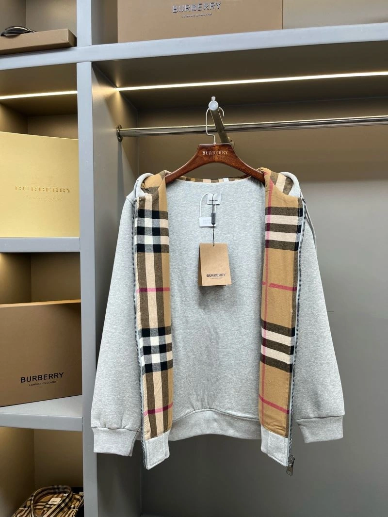 Bargain Burberry Outwear