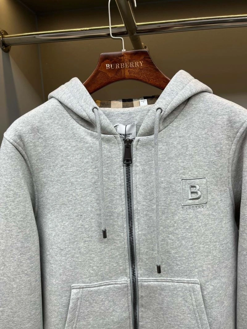 Bargain Burberry Outwear