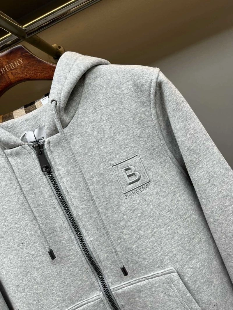 Bargain Burberry Outwear