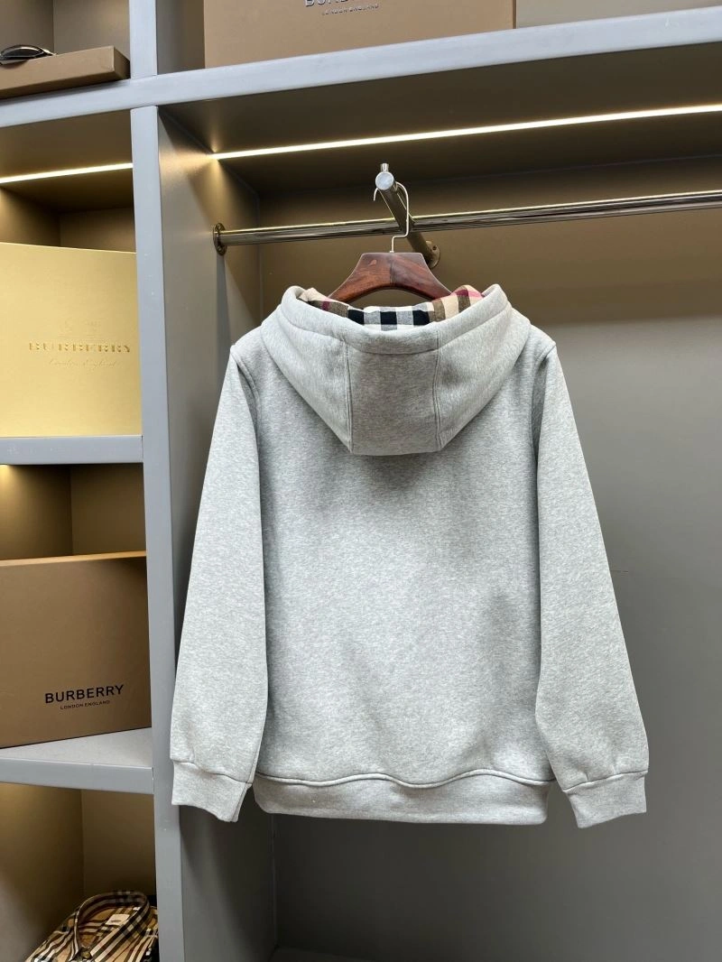 Bargain Burberry Outwear