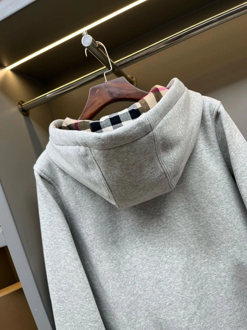 Bargain Burberry Outwear