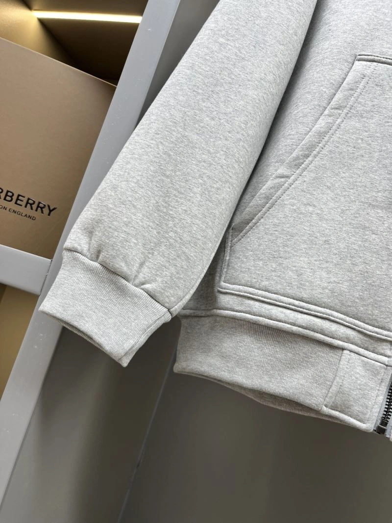 Bargain Burberry Outwear