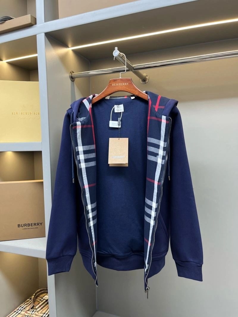 Low-cost Burberry Outwear