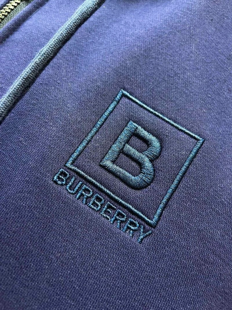 Low-cost Burberry Outwear