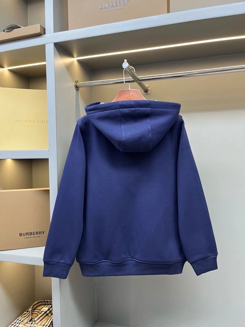 Low-cost Burberry Outwear