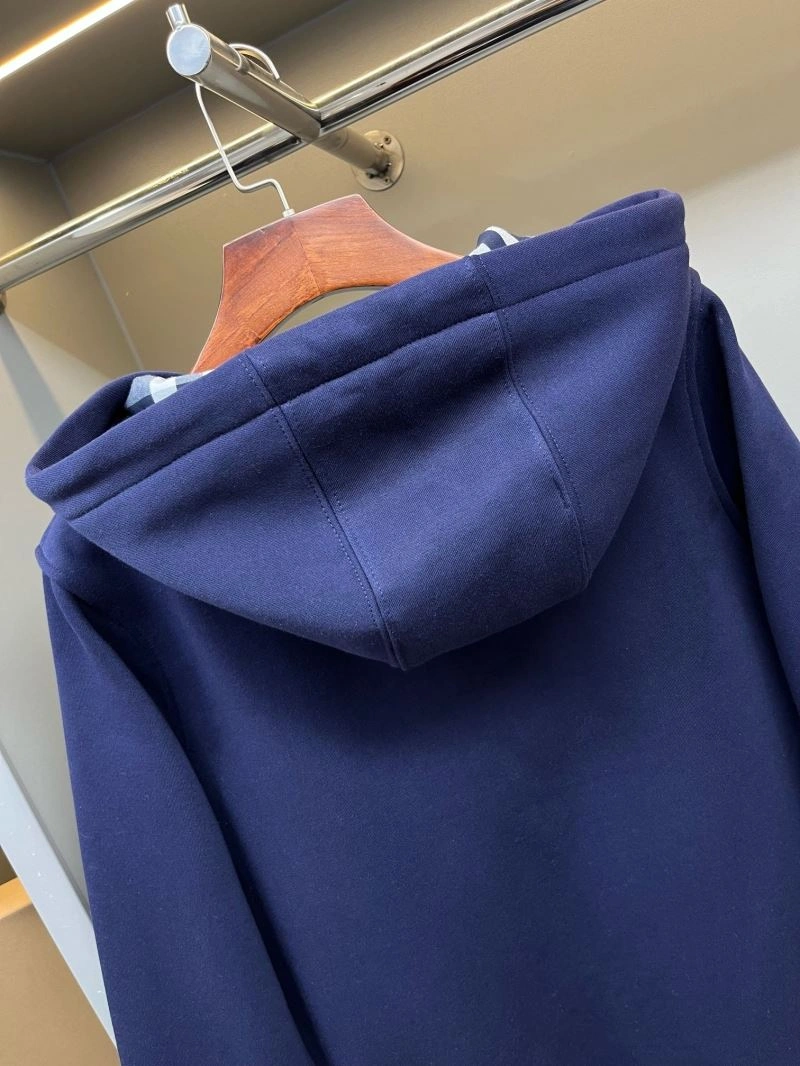 Low-cost Burberry Outwear