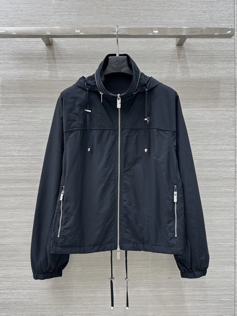 Discounted Burberry Outwear