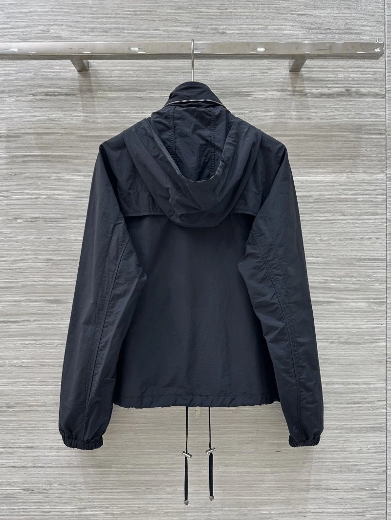 Discounted Burberry Outwear