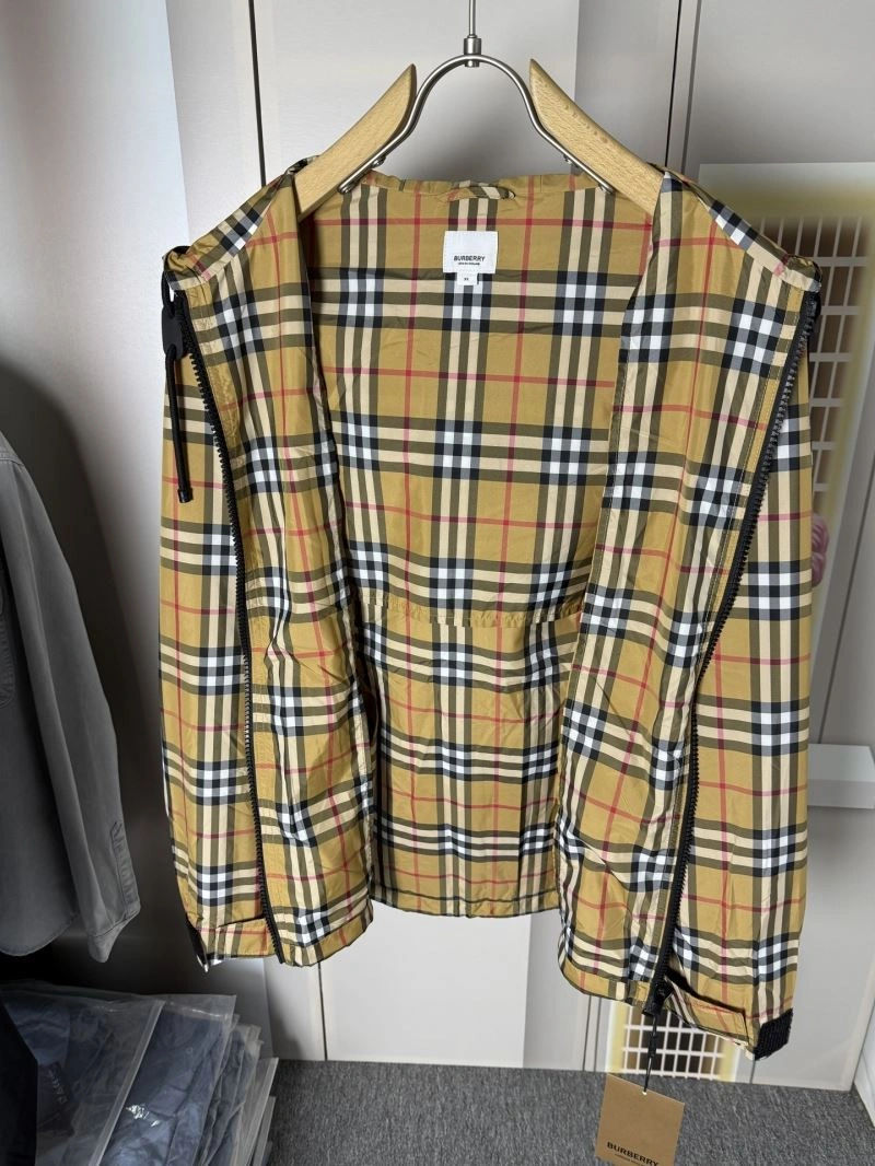 Factory-made Burberry Outwear