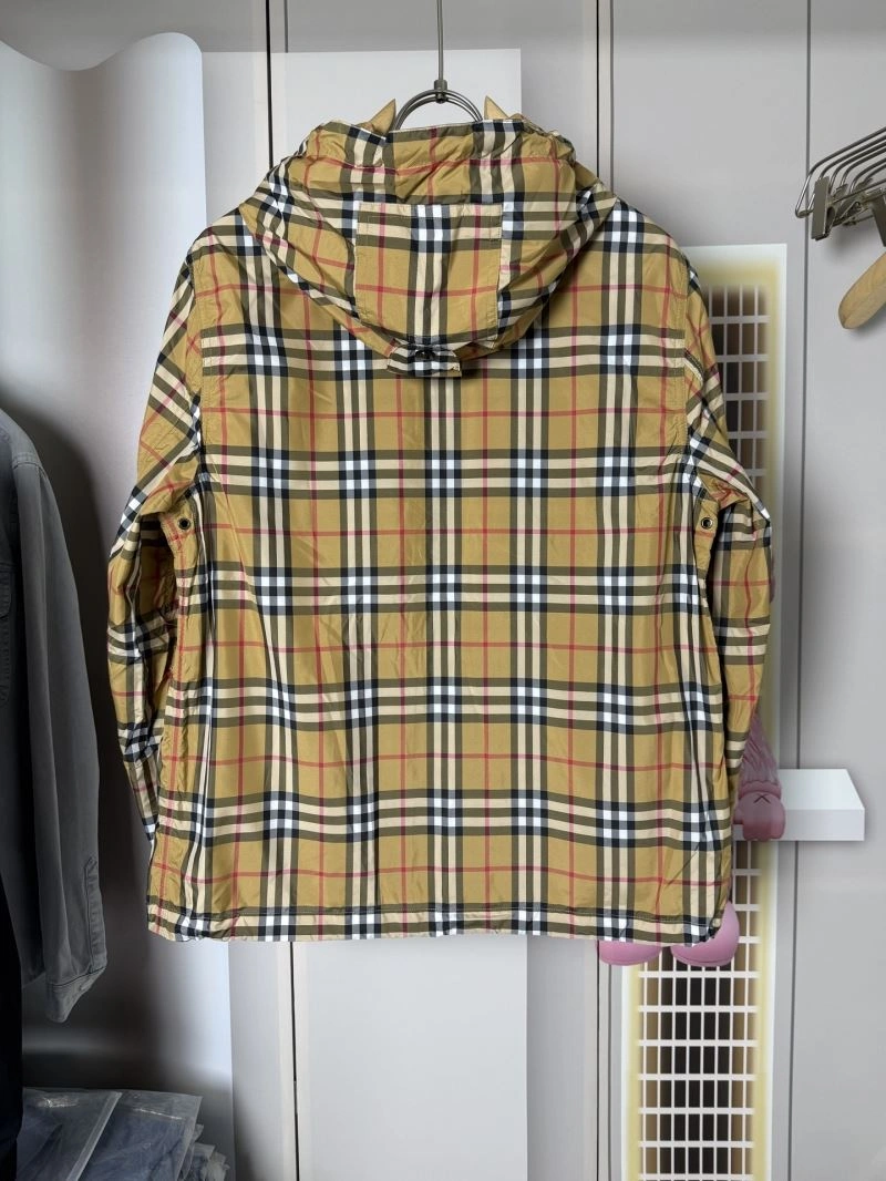 Factory-made Burberry Outwear