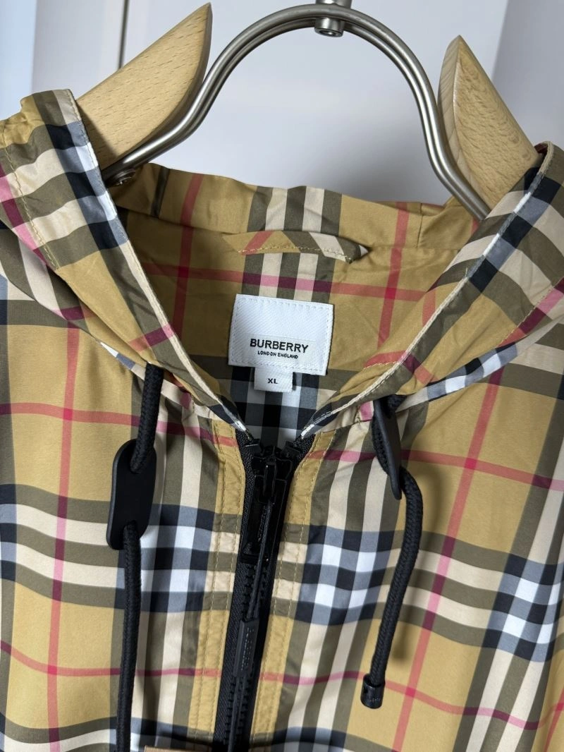 Factory-made Burberry Outwear