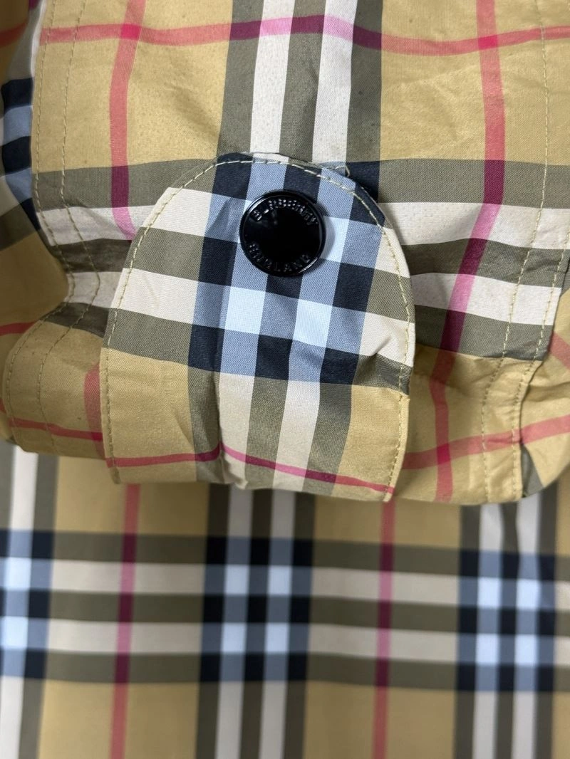 Factory-made Burberry Outwear