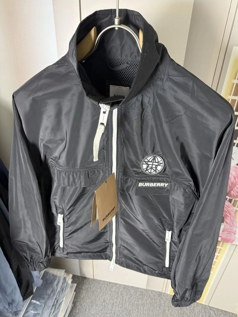 High accuracy Burberry Outwear