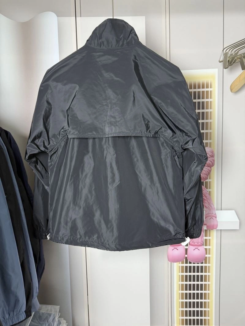 High accuracy Burberry Outwear