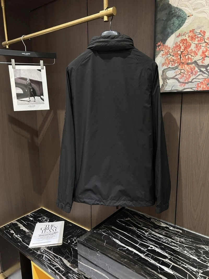 Legit Burberry Outwear