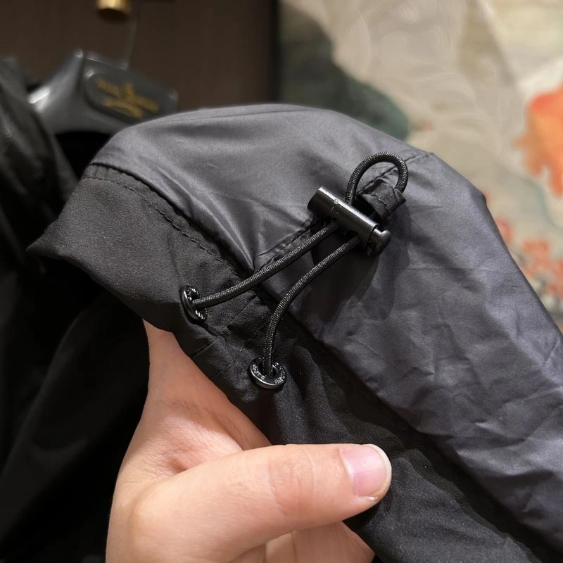 Legit Burberry Outwear
