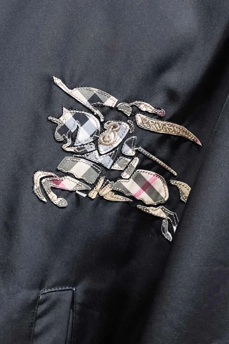 Low-cost Burberry Outwear