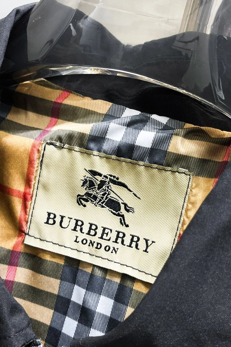 Top match Burberry Outwear