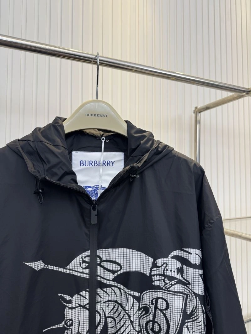 Accurate model Burberry Outwear
