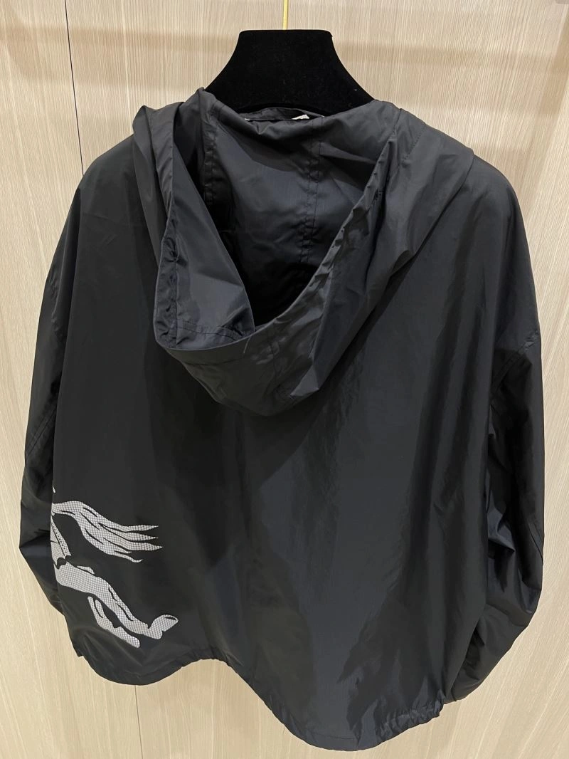 Genuine Burberry Outwear