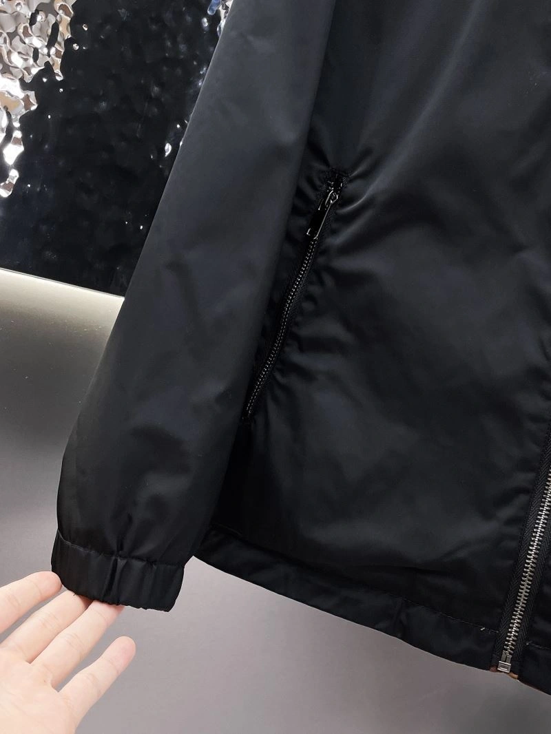 Brand-original Burberry Outwear